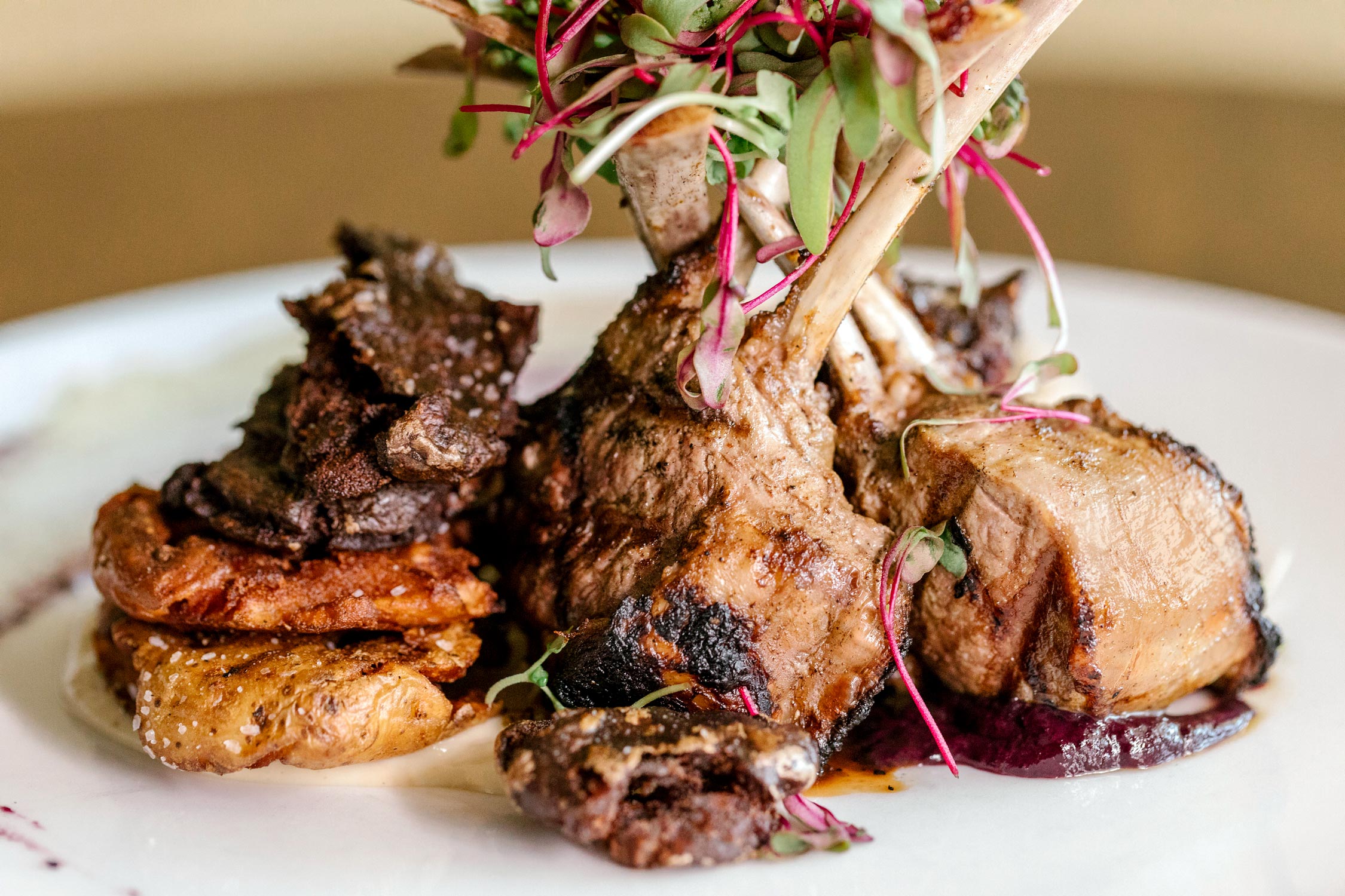 Home | Zoës Steak and Seafood